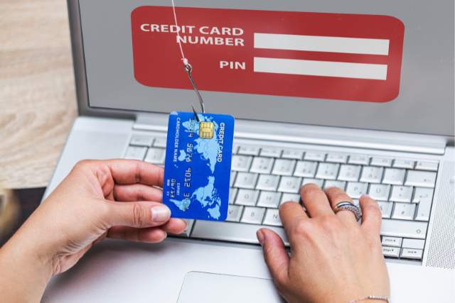 Credit Card Scams 2023 - Scam Helpers
